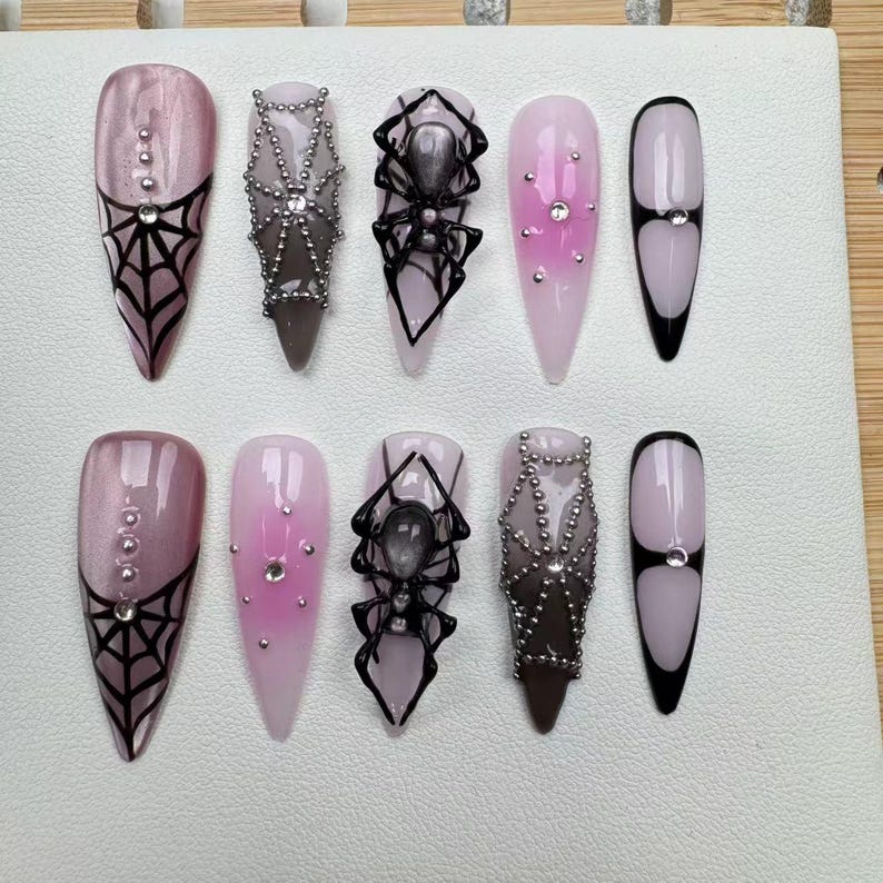 3D Spider Press on Nails: Halloween Custom Faux Acrylic Gel Nails - Etsy