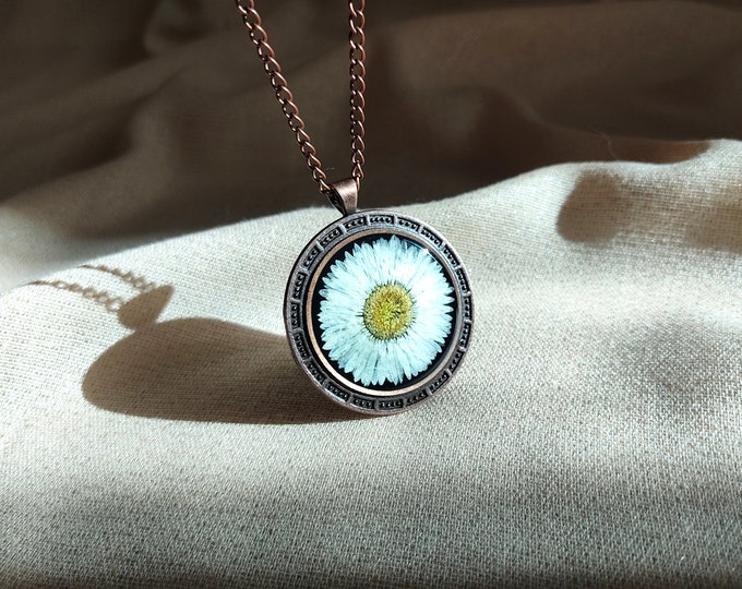 Real Daisy Flower Pendant, Preserved Daisy Necklace, Pressed Flower ...