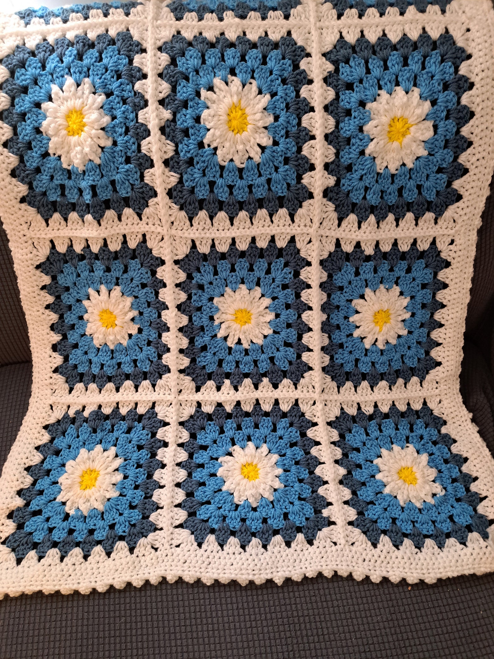 Crochet Daisy Granny Square Afghan, Crochet Throw, Granny Square Afghan ...