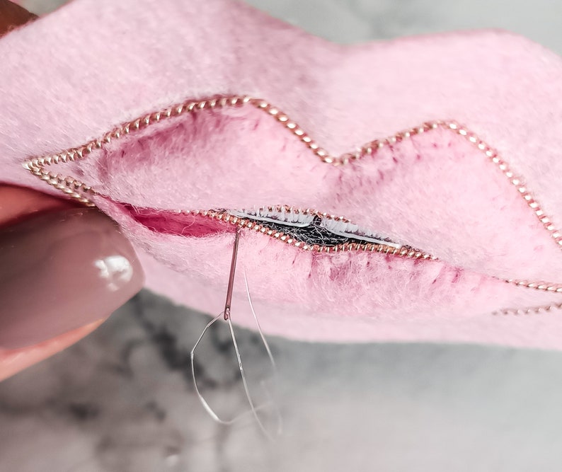 DIY Beaded Pink Lips Gift PDF Pattern for Lips Jewelry | Etsy