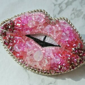 Hot Pink Beaded Lips Brooch, Kiss Hat Pin, Pin up Jewelry, Embroidered ...