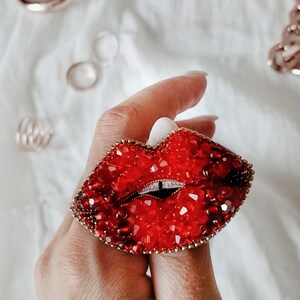 Hot red lips beaded brooch pin up mouth embroidered jewelry | Etsy