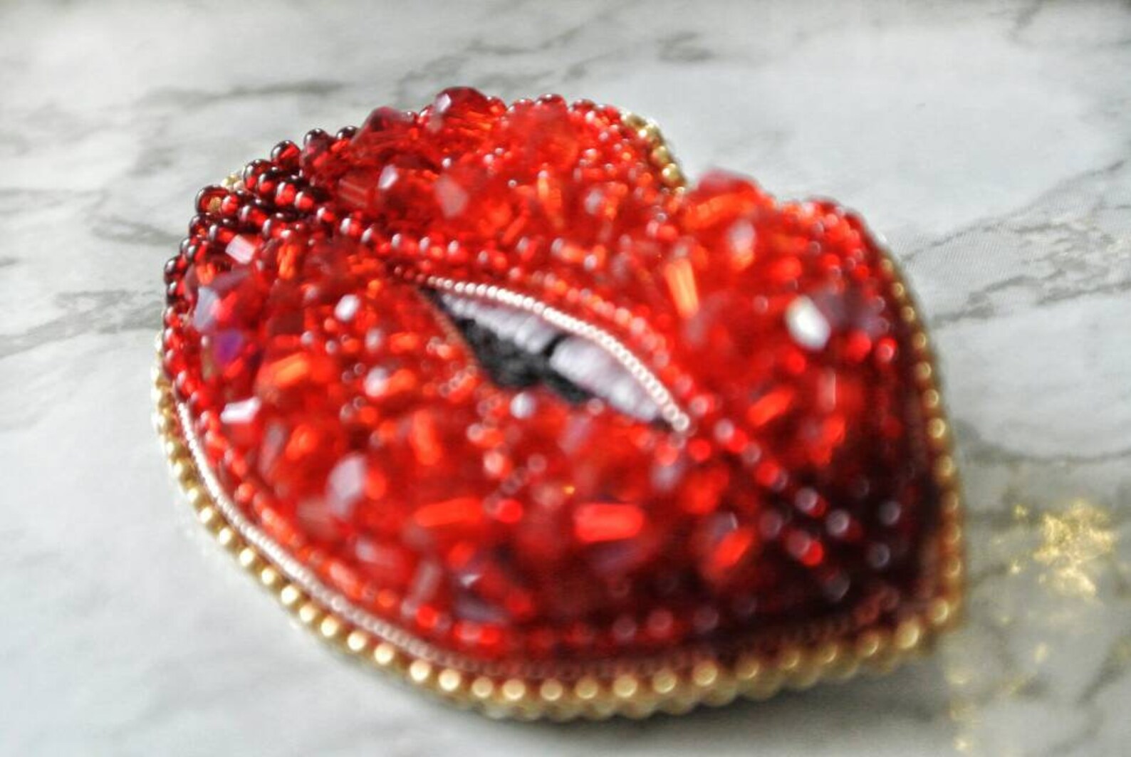 Beaded Red Lips Brooch Big Lips With Teeth Pin - Etsy