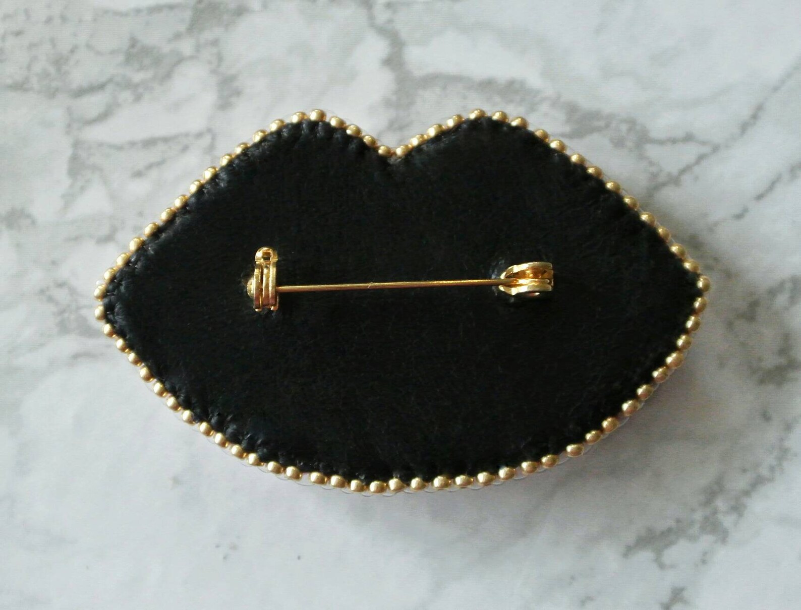 Beaded Red Lips Brooch Big Lips With Teeth Pin - Etsy