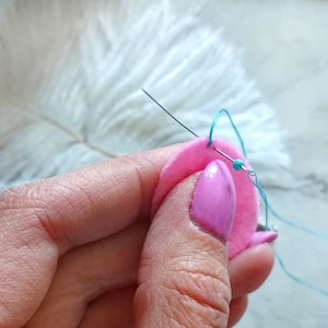 How to Finish Bead Embroidery, Tutorial for Beaded Brooch Edging, Brick ...