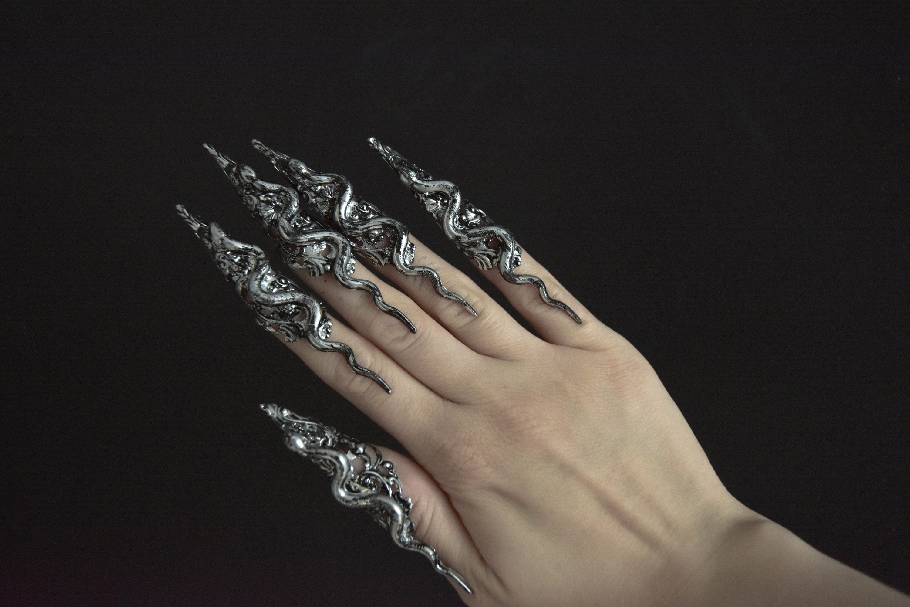 Snake Claw Rings, Long Claws Set of 5, Witch Pagan Finger Claws, Medusa ...