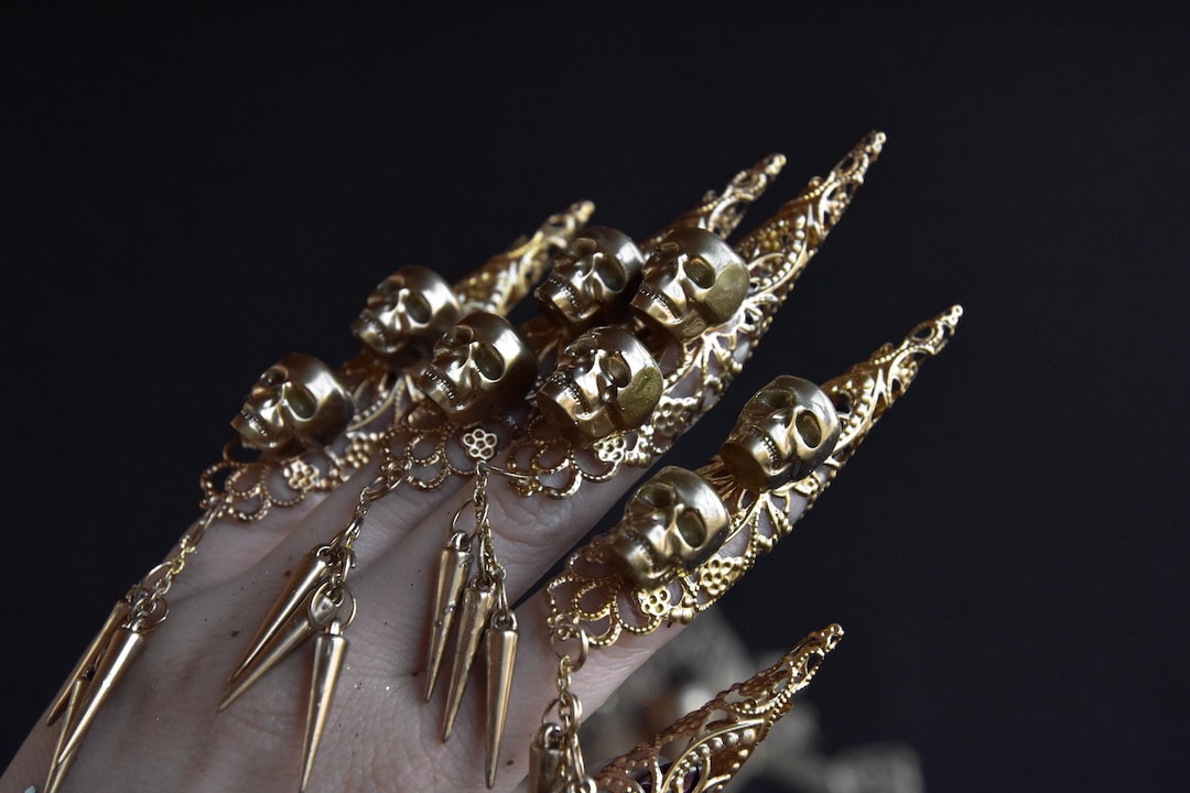 One Eye Scull Claw Rings, Witch Finger Claws, Spike Claw Rings - Etsy