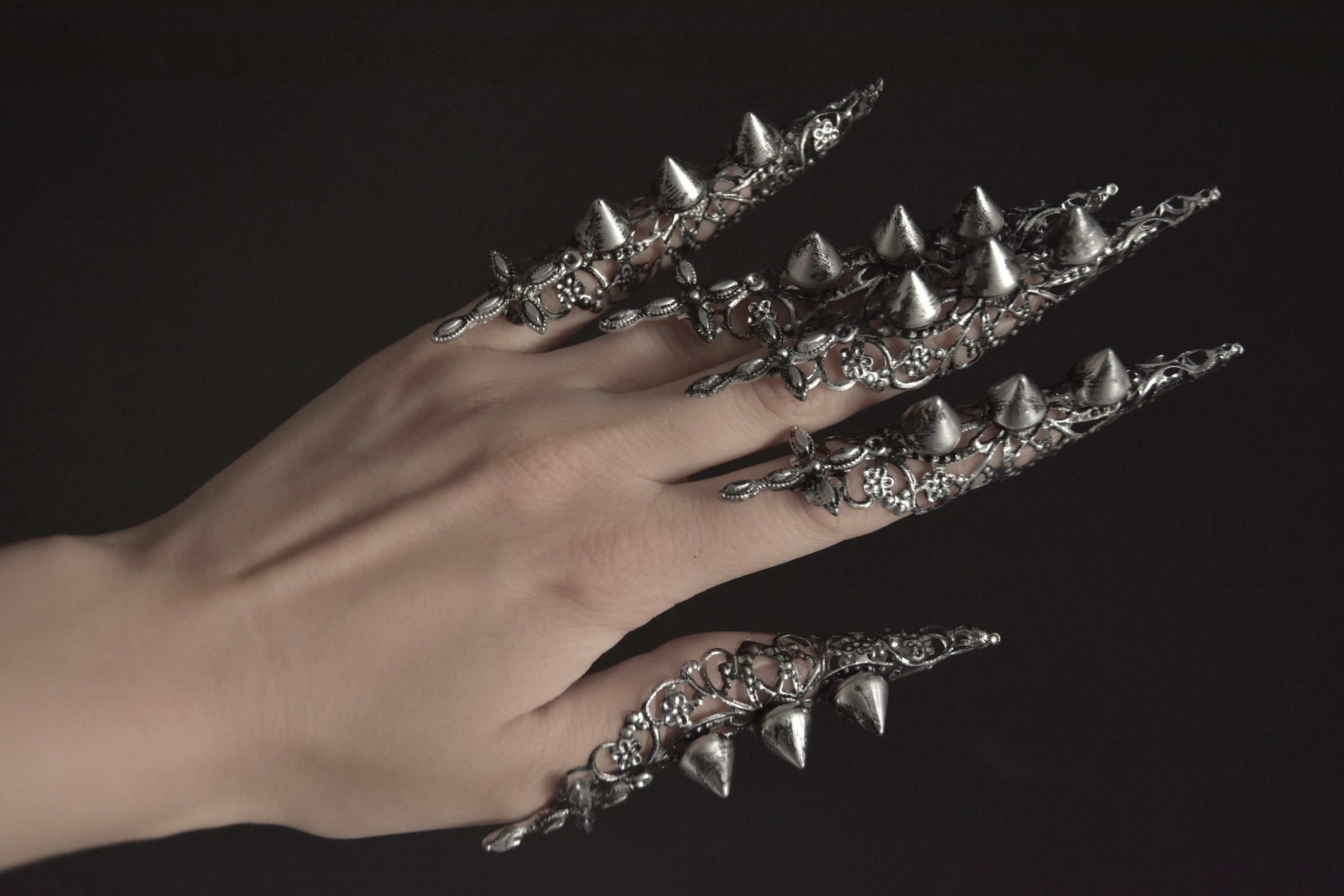 Spikes Claw Rings Set of 5, Gothic Finger Claws, Long Claw Rings - Etsy
