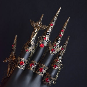Witchy Claw Rings, Set for One Hand, Wings Hand Armor - Etsy