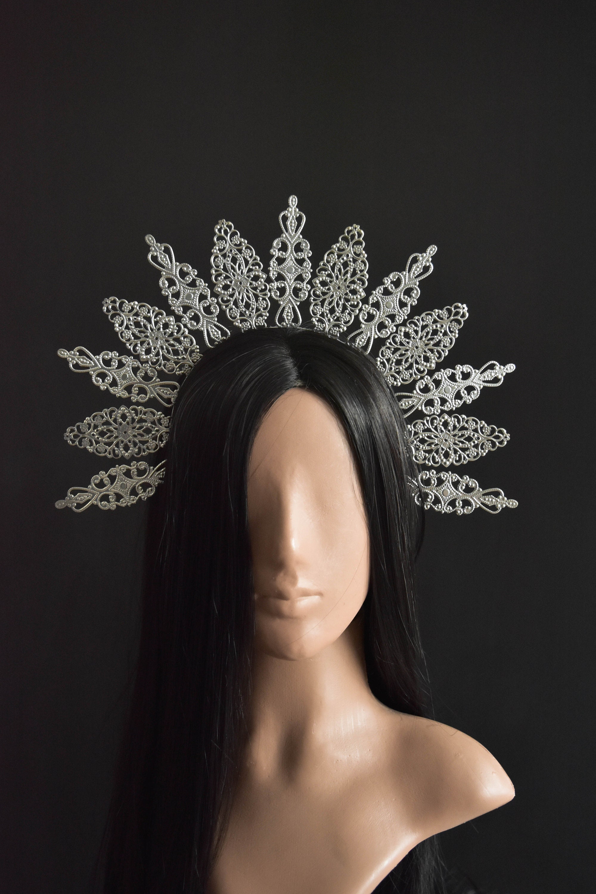Silver Halo Crown, Boho Wedding Crown, Festival Headpiece, Halo Goddes ...