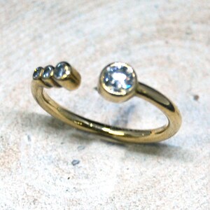 Gold Engagement Ring - Cluster Gold Ring -bezel Set Diamond Gold Ring ...