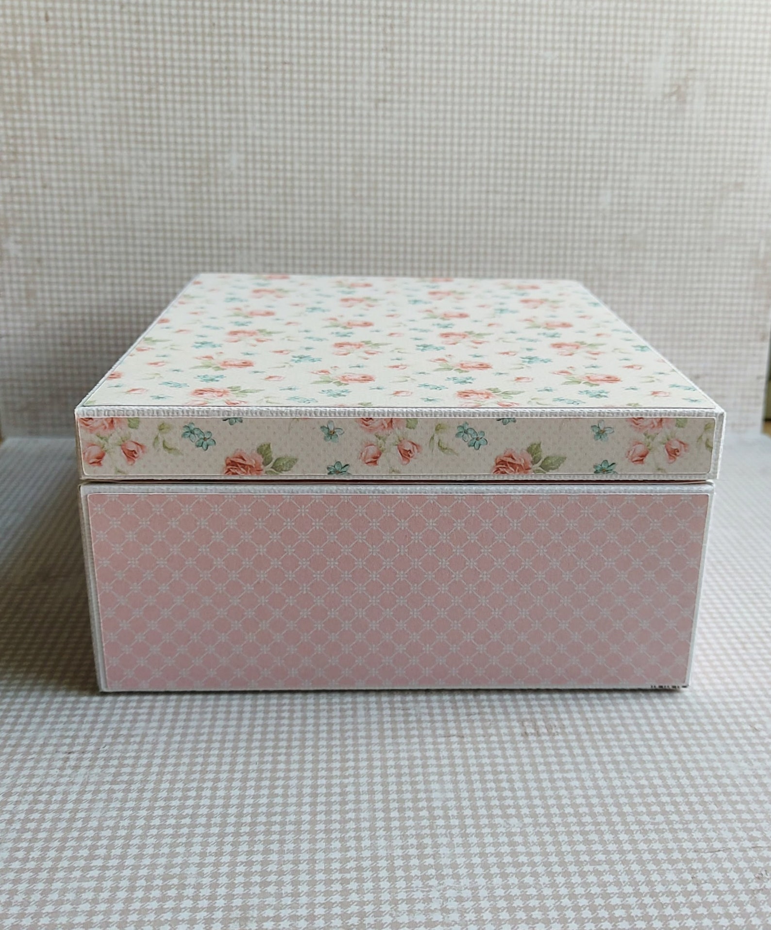 Pop up Picture Frame Box | Etsy