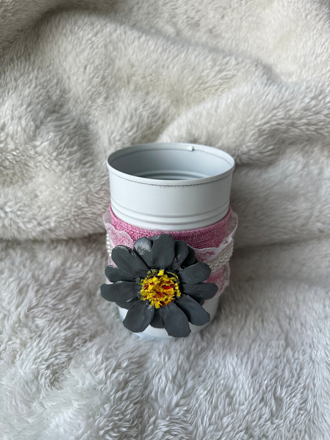 Repurposed Tin Can With Pretty Painted Pinecone Flower With Burlap and ...