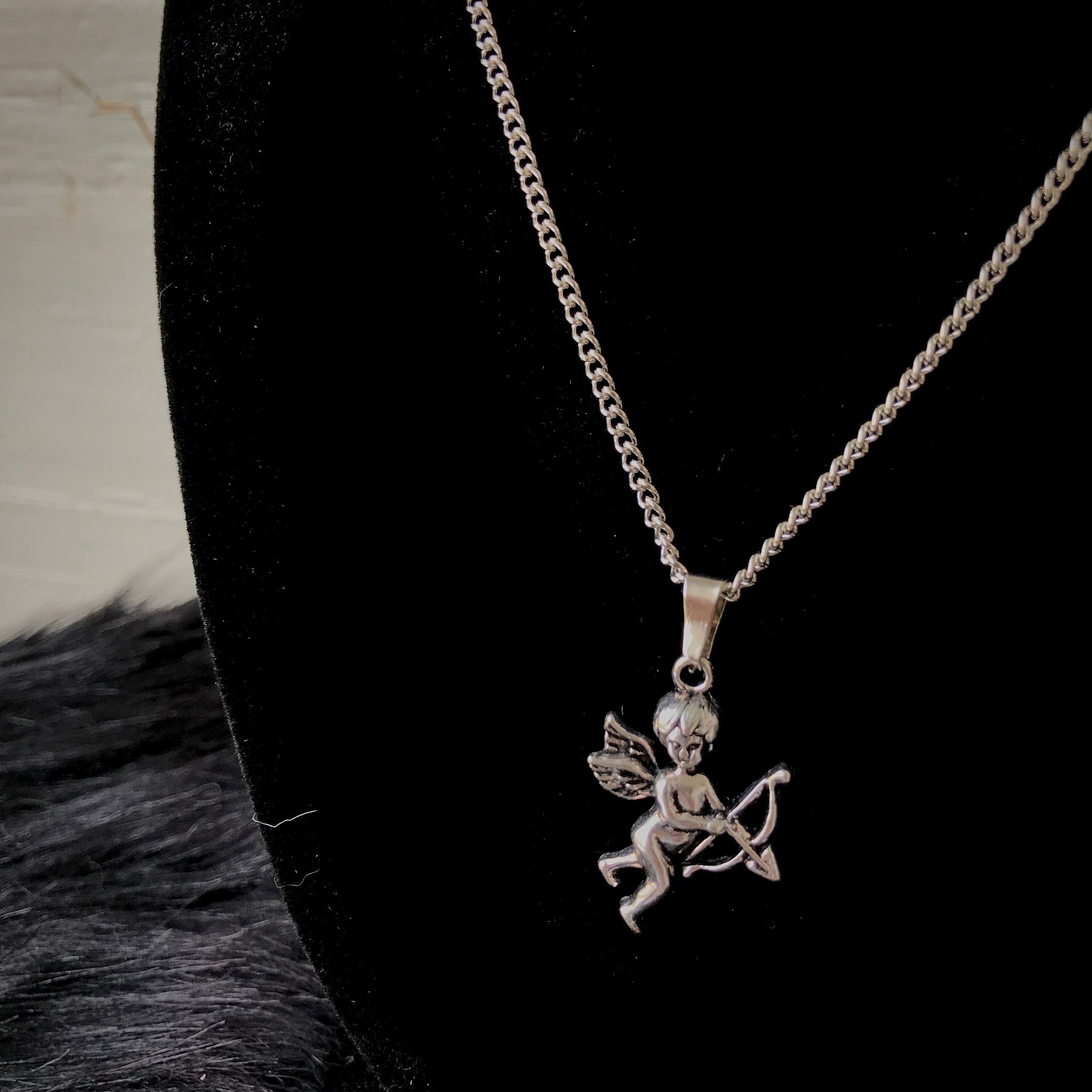 Cupids Victim Minimalist Delicate Cherub Chain Aesthetic - Etsy