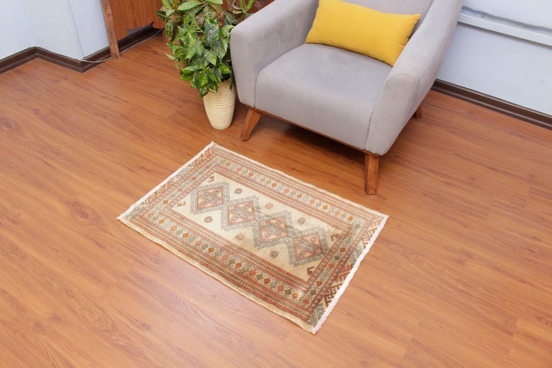 Persian Small Rug, 2x2 Persian Rug, 2x2 Kitchen Rug, Hand Knotted ...