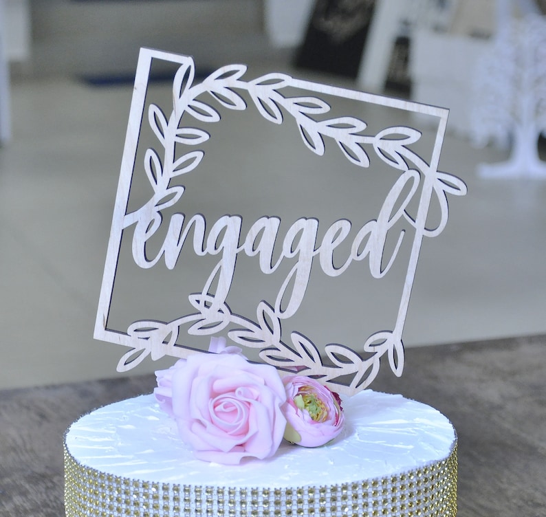 Engaged Cake Topper. Engagement Cake Topper. Wreath Cake - Etsy