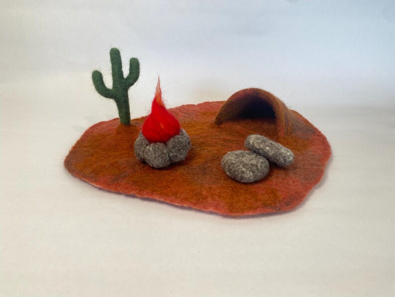Mojave Desert Felt Playscape: Portable Fire Pit, Cave & Bendy Cactus - Etsy