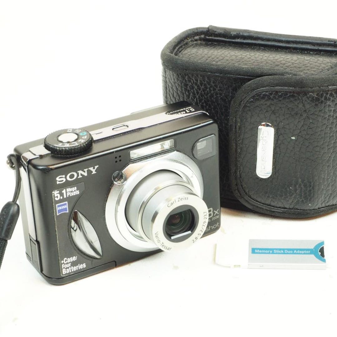 Sony Cybershot DSC-W15 Vintage Digital With Carl Zeiss Lens! + 4gb Card ...