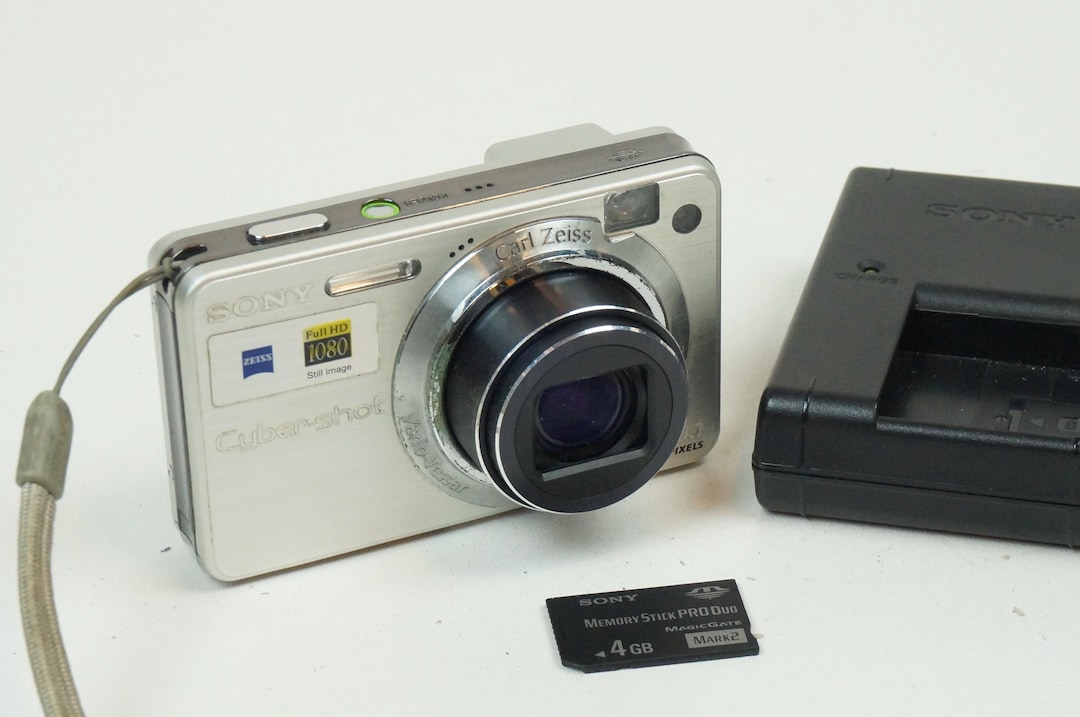 Sony Cybershot DSC-W70 Vintage Digital With Carl Zeiss Lens! - Etsy