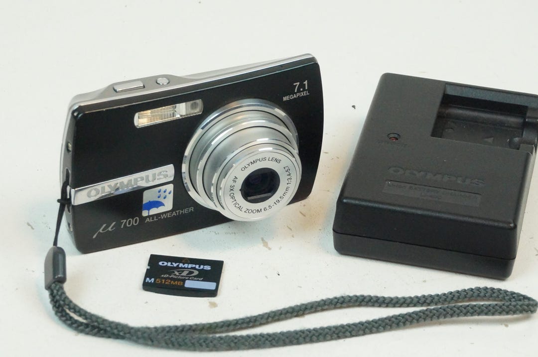Olympus Mju 700 Digital Camera With Card, Ready to Shoot!! - Etsy
