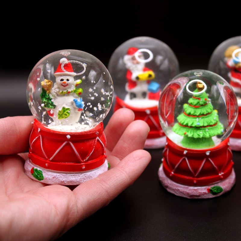 Mini Snow Globe - Etsy