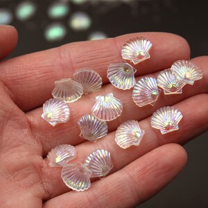 Seashells 40 Pcs Clear Polyresin Shimmer Sea Shell for Zen Garden ...