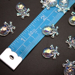 Skull & Crossbones 20 Pk Miniature Pirate Flatback Polyresin Cabochons ...