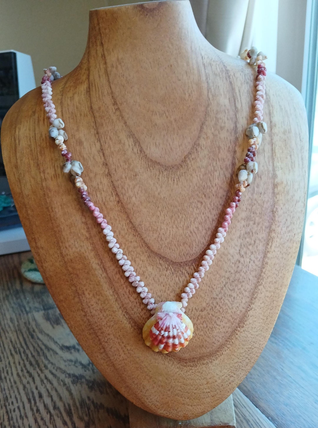 Rare Niihau Shell Lei: Hawaiian Sunrise Shell Necklace, Momi Kahelelani ...