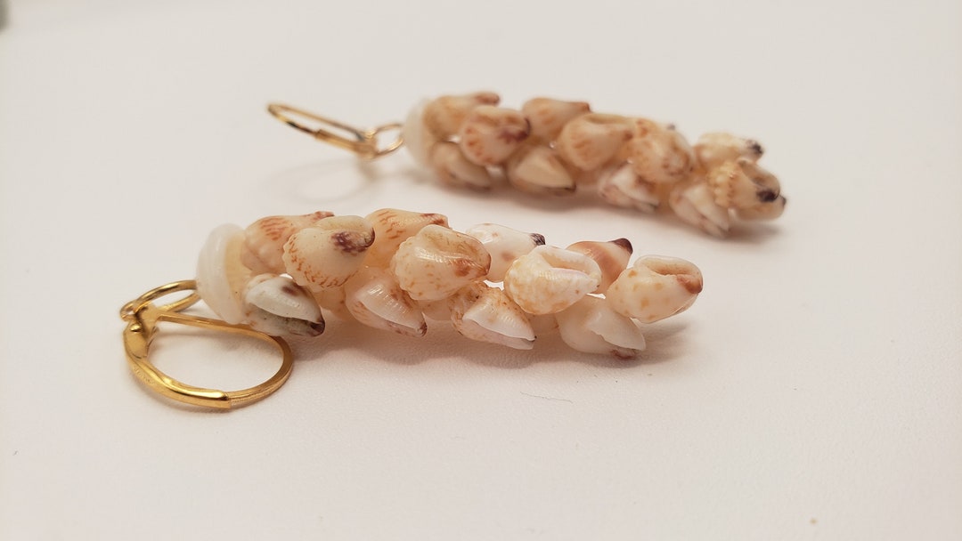 Momi Onikiniki Earrings, Pikake Style, Momi Shell Earrings, Niihau ...