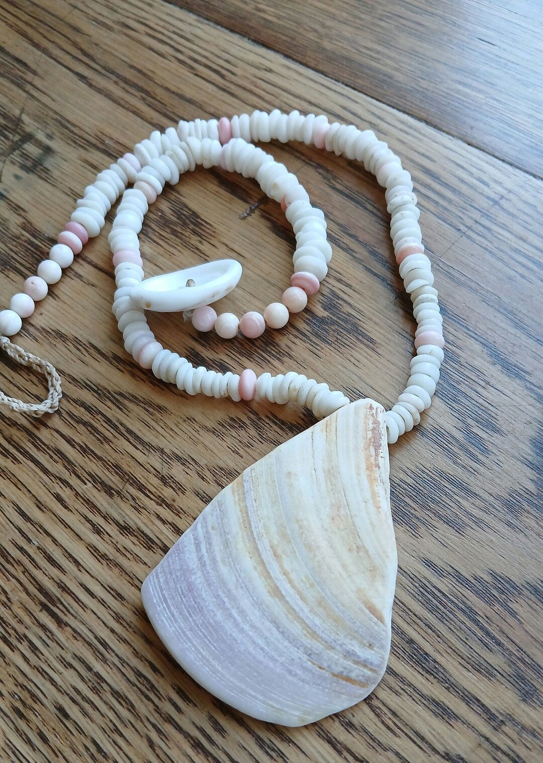 Hawaiian Puka Shell Necklace: Large Clam Shell, Boho Beach Choker - Etsy