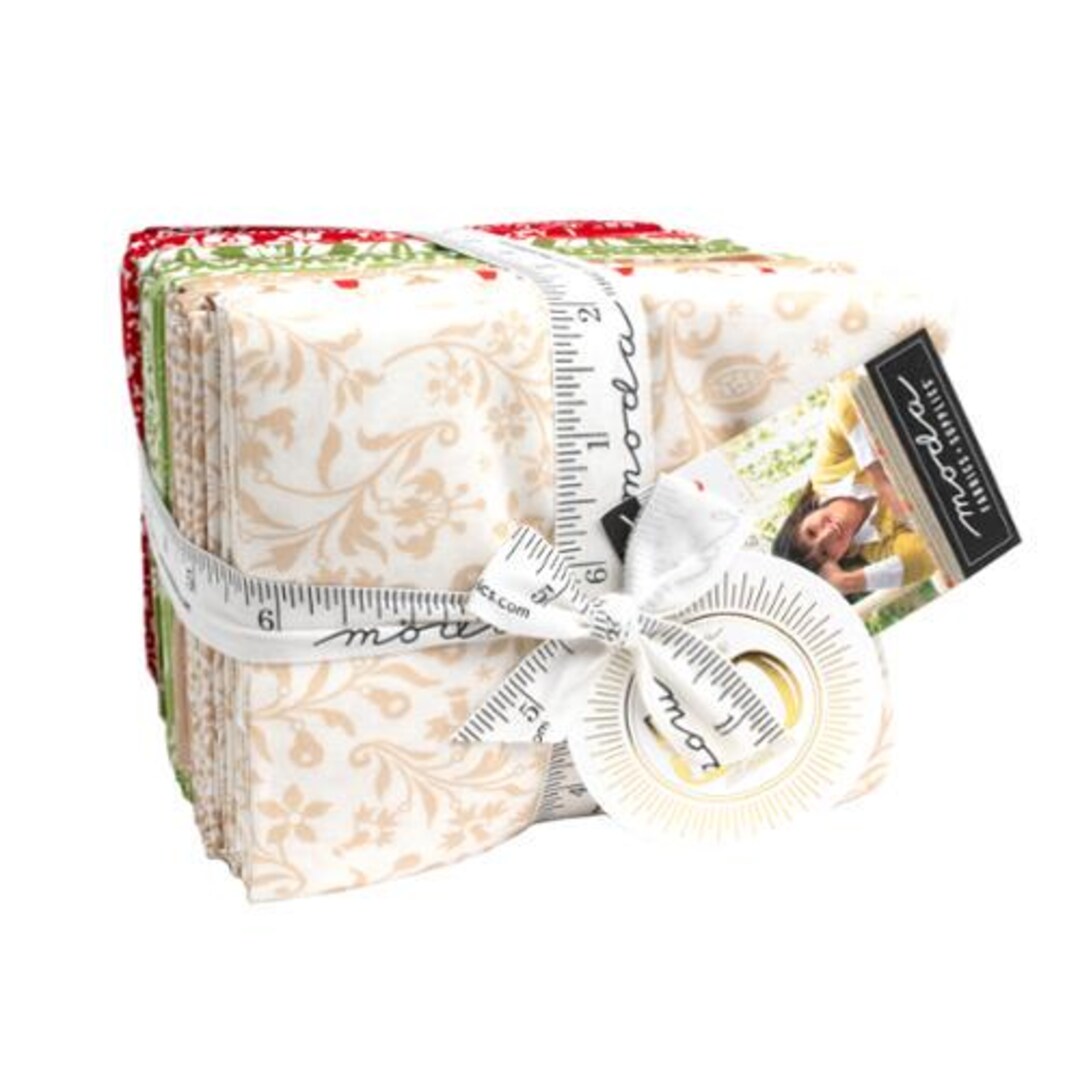 Fat Quarter Bundle of Buon Natale by Fig Tree Quilts for Moda Fabrics ...