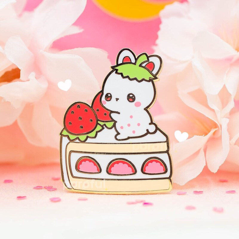 Cake Enamel Pin - Etsy