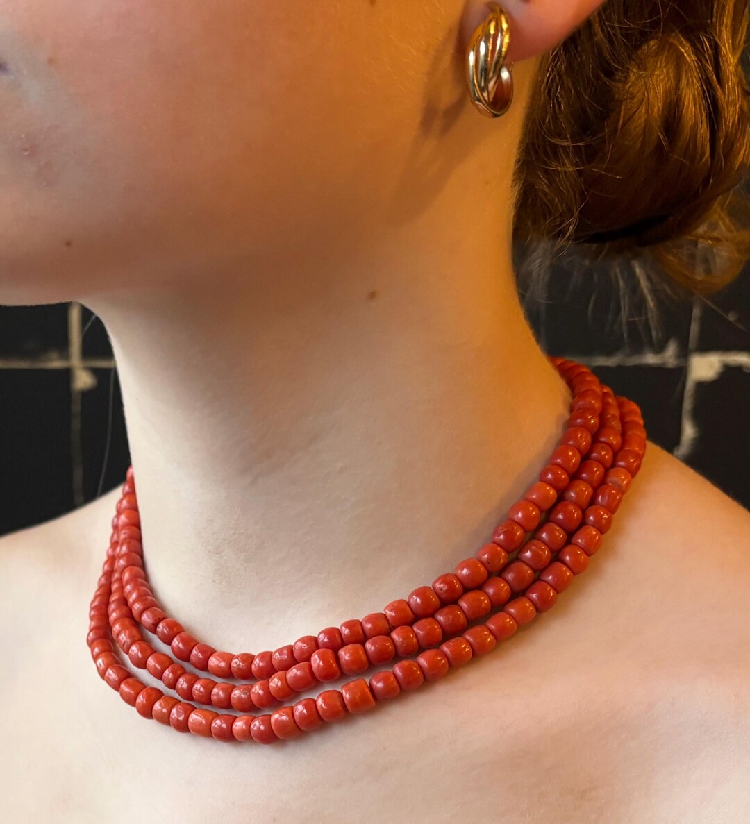 Antique Blood Coral Necklace With Deep Red Beads on a Beautiful 14 ...