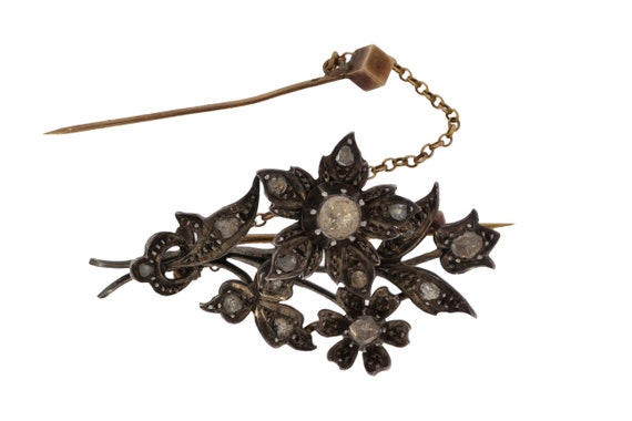 Gold and silver 14 carat antique branch brooch with 1… - Gem
