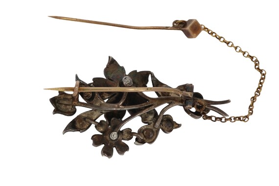 Gold and silver 14 carat antique branch brooch with 1… - Gem