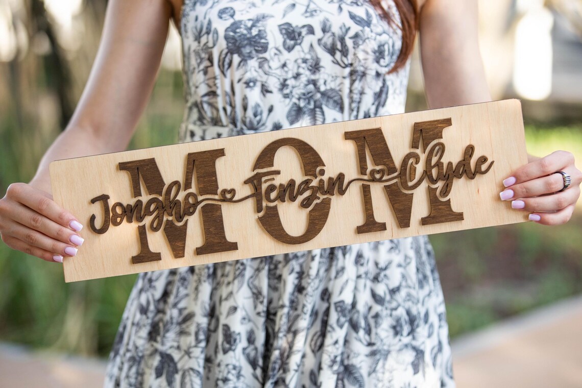 Mom Wood Sign Mothers Day Gift, Personalized Sign Valentine's Day Gift ...