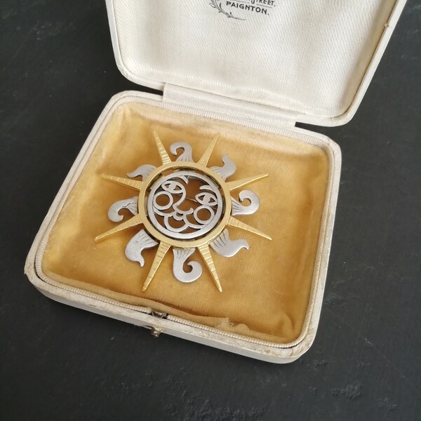 Sun Brooch - Etsy