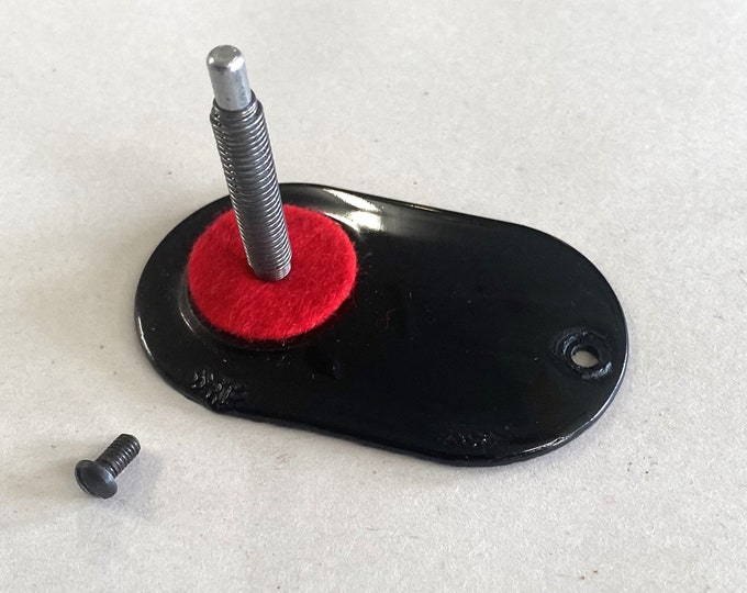 A Vintage Spool Pin & Cover for A Singer Featherweight Model 221 Sewing ...