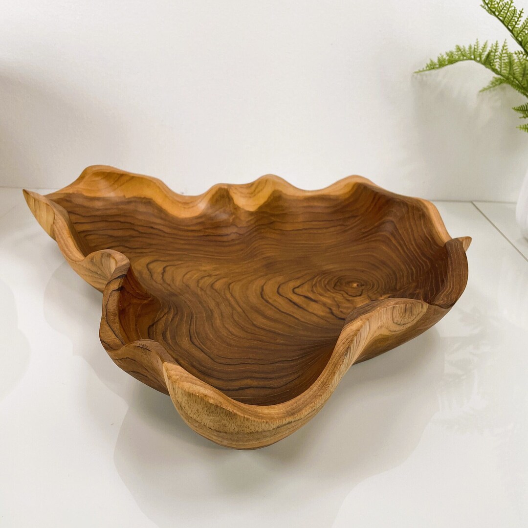 ARTISAN WOOD BOWL, Teak Catch-all Bowl, Scalloped Wood Bowl, Decorative ...