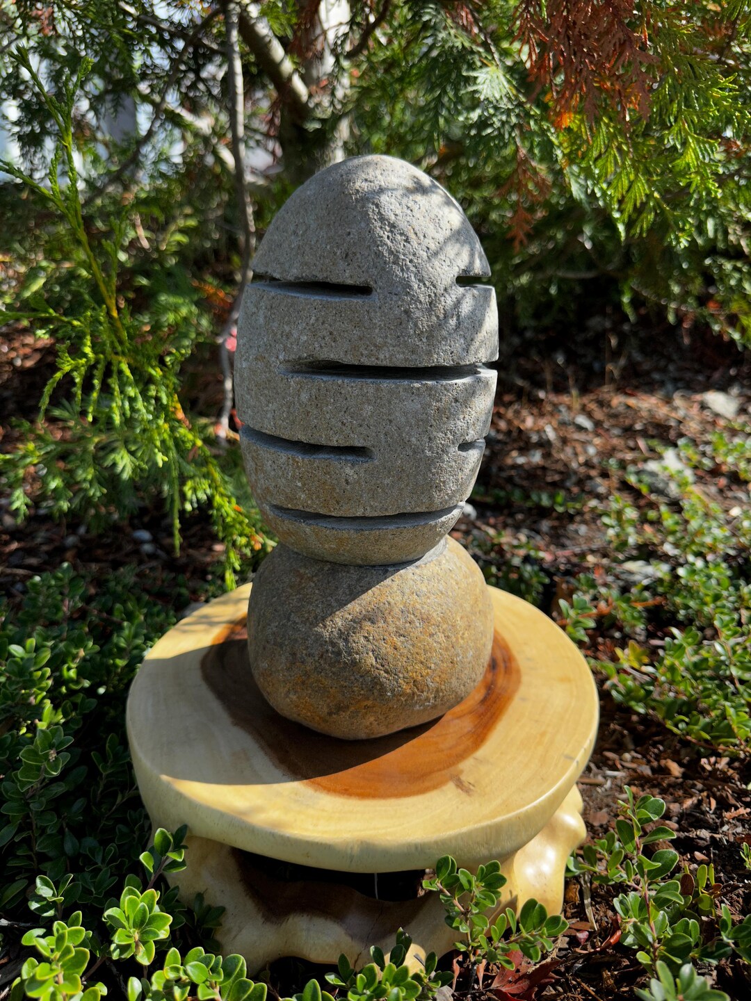 RIVER STONE LANTERN, River Stone Garden Lantern, Stone Egg Lantern ...