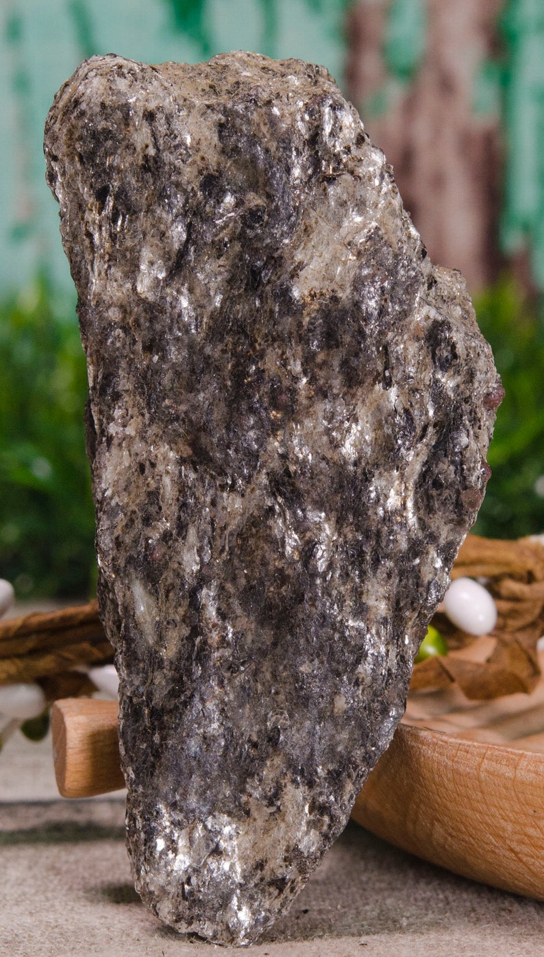 64g Natural Mica Stone With Garnet/gemstone Mica/natural Raw | Etsy