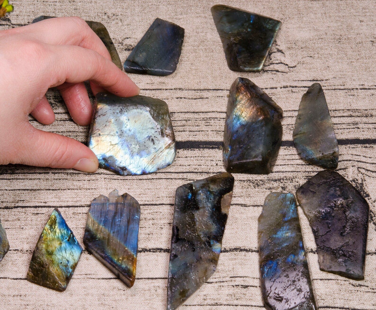 Natural Unpolished Labradorite Crystal Pendantlabradorite - Etsy