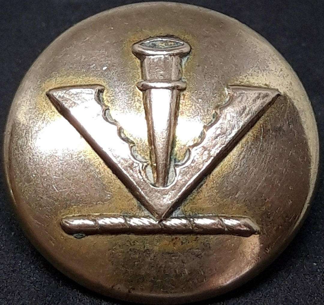 Antique Livery Button to the Atkinson Family. by Firmin and Sons of ...