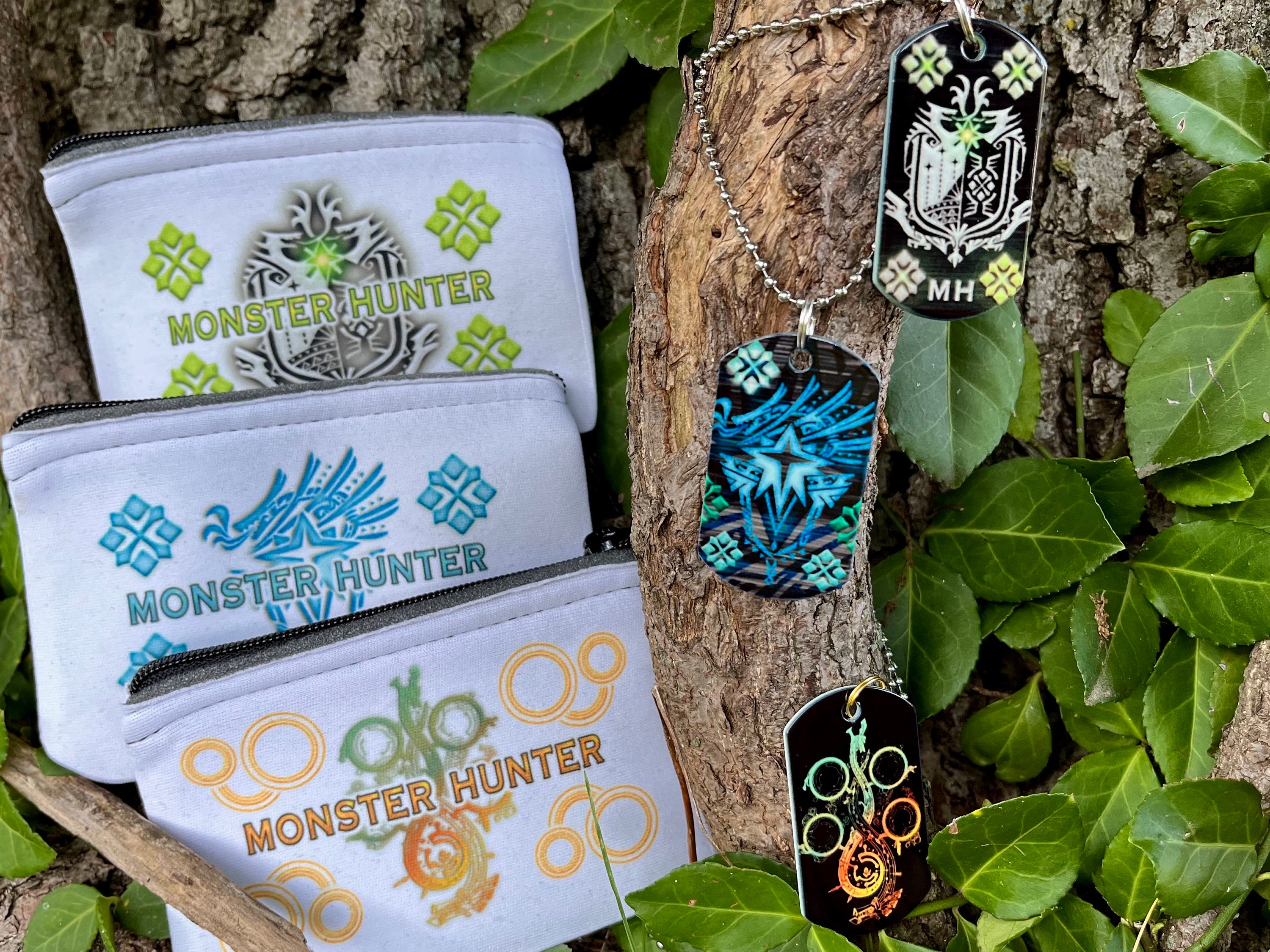 Monster Hunter Dog Tag and Coin Pouch, World Wilds Iceborne, Military ...