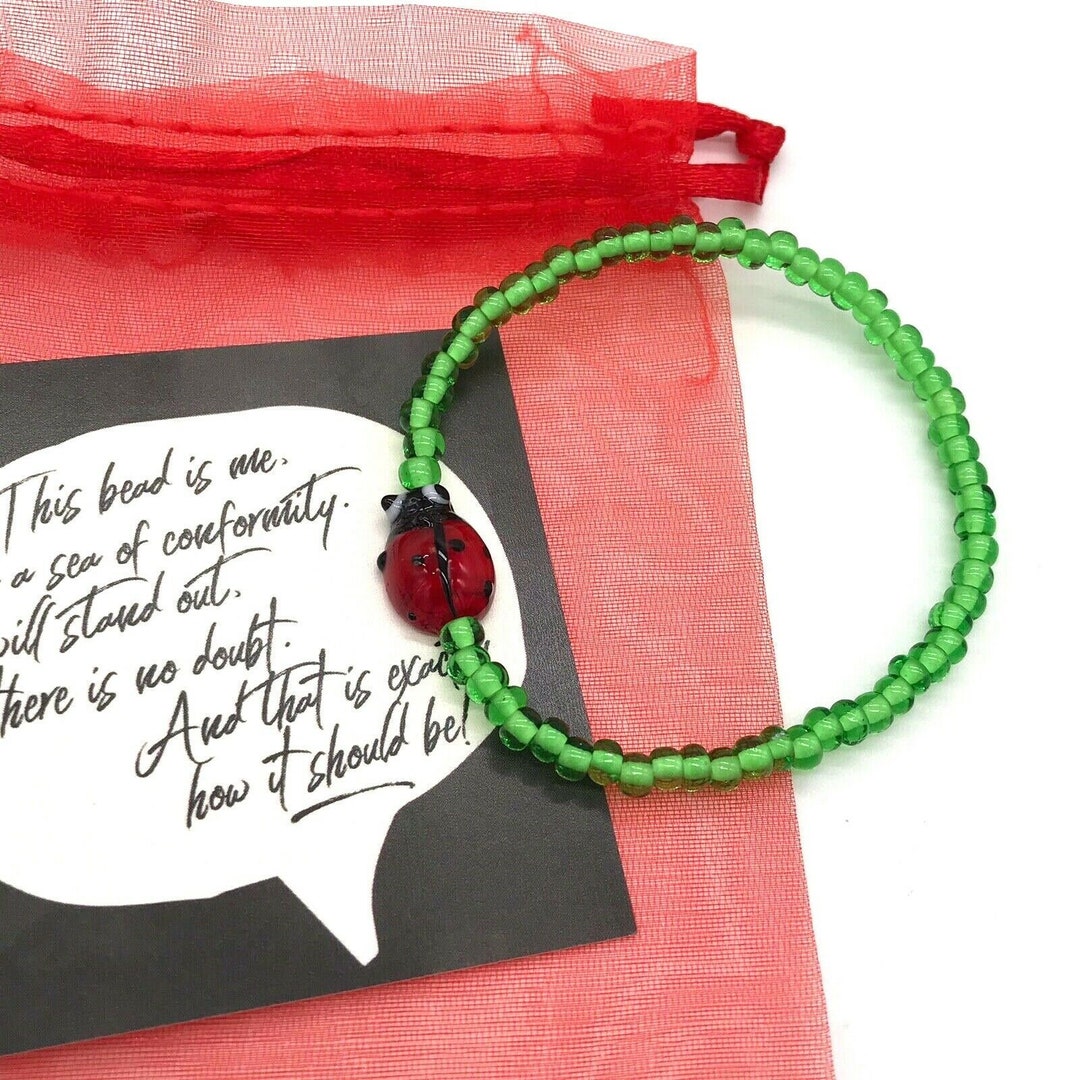 Red Ladybug Seed Bead Stretch Bracelet Gift Set by Thisbeadco. 6/0 ...