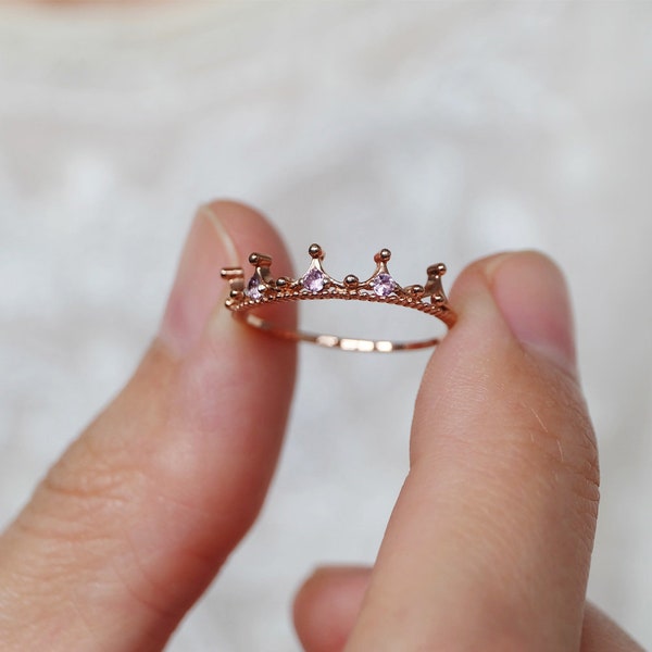 Crown Wedding Ring - Etsy