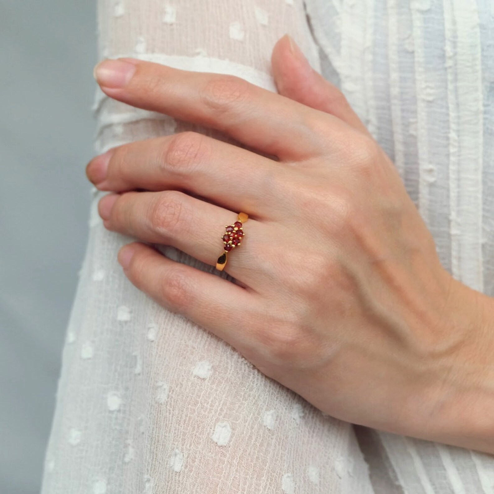 Round Garnet Ring Gold Ring Garnet Antique Garnet Ring - Etsy