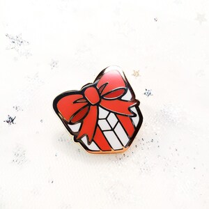 Gift Box Enamel Pin - Etsy