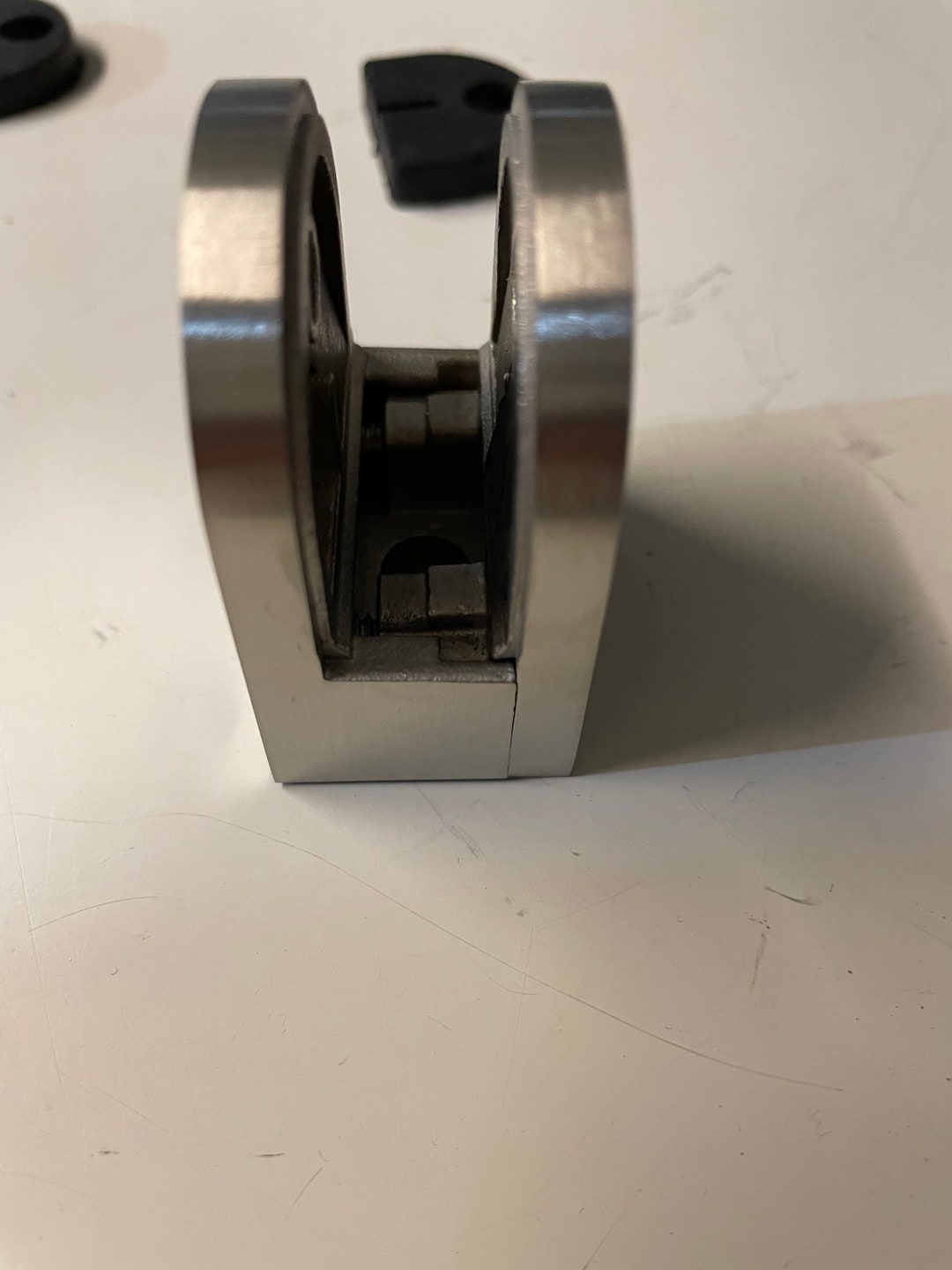 Single Rounded Stainless Steel Glass Clamps for Flat Surface Mount - Etsy