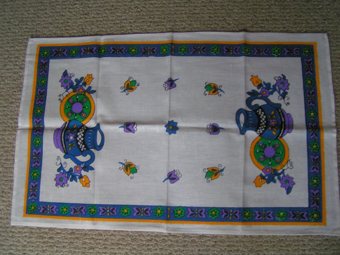 New Russian Linen Table Topper---table Linen From Russia---teapot ...